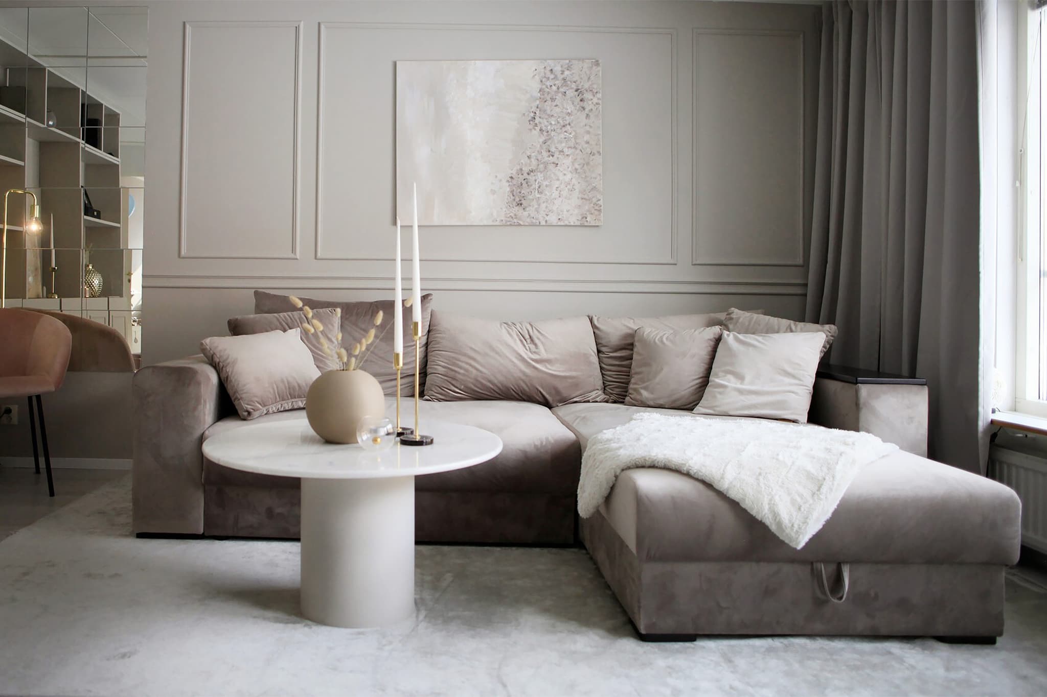 Divan bäddsoffor. Stor, skön bäddsoffa med schäslong | Sweef