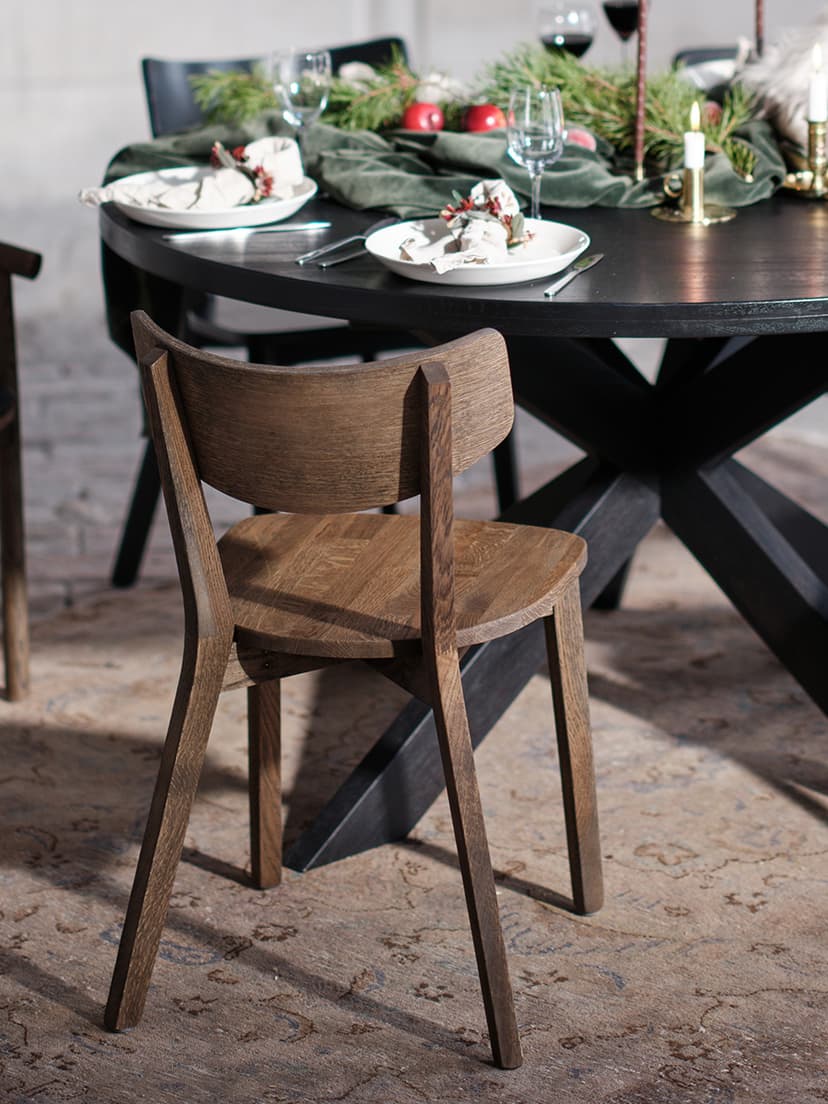 FALKEN | Stol i trä/ek. Köksstol med rundat ryggstöd & 40cm sittdjup ...